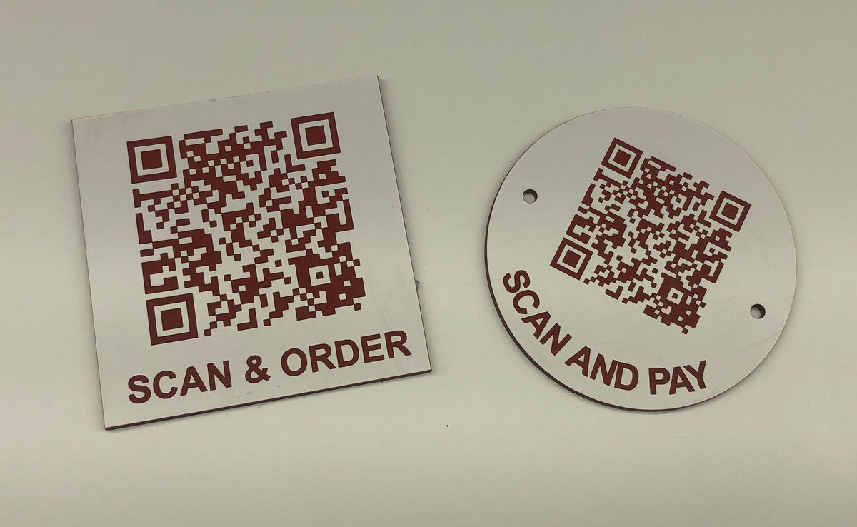 Engraved QR TABLE DISCS, WHITE with RED TEXT, Multiple Sizes and Optio ...